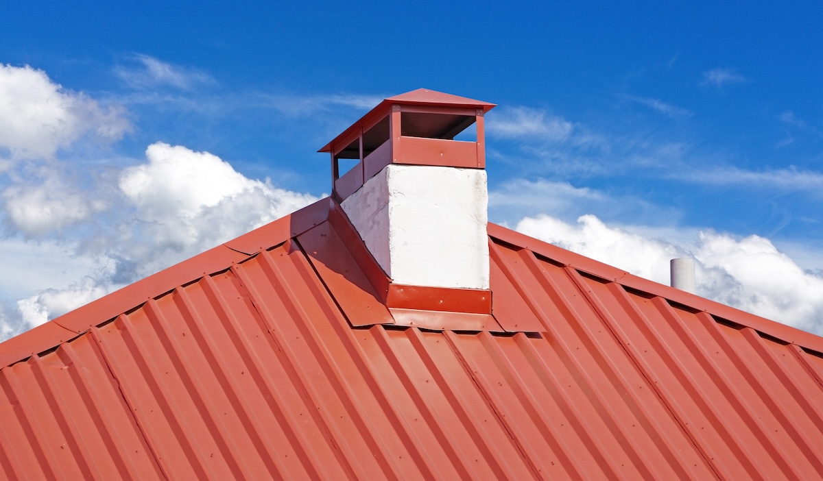 How to Install Metal Roof Flashing (6 Easy Steps)